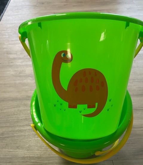 GREEN DINOSAUR PLASTIC BEACH BUCKET 9X12″ – The Children's Gift Shop