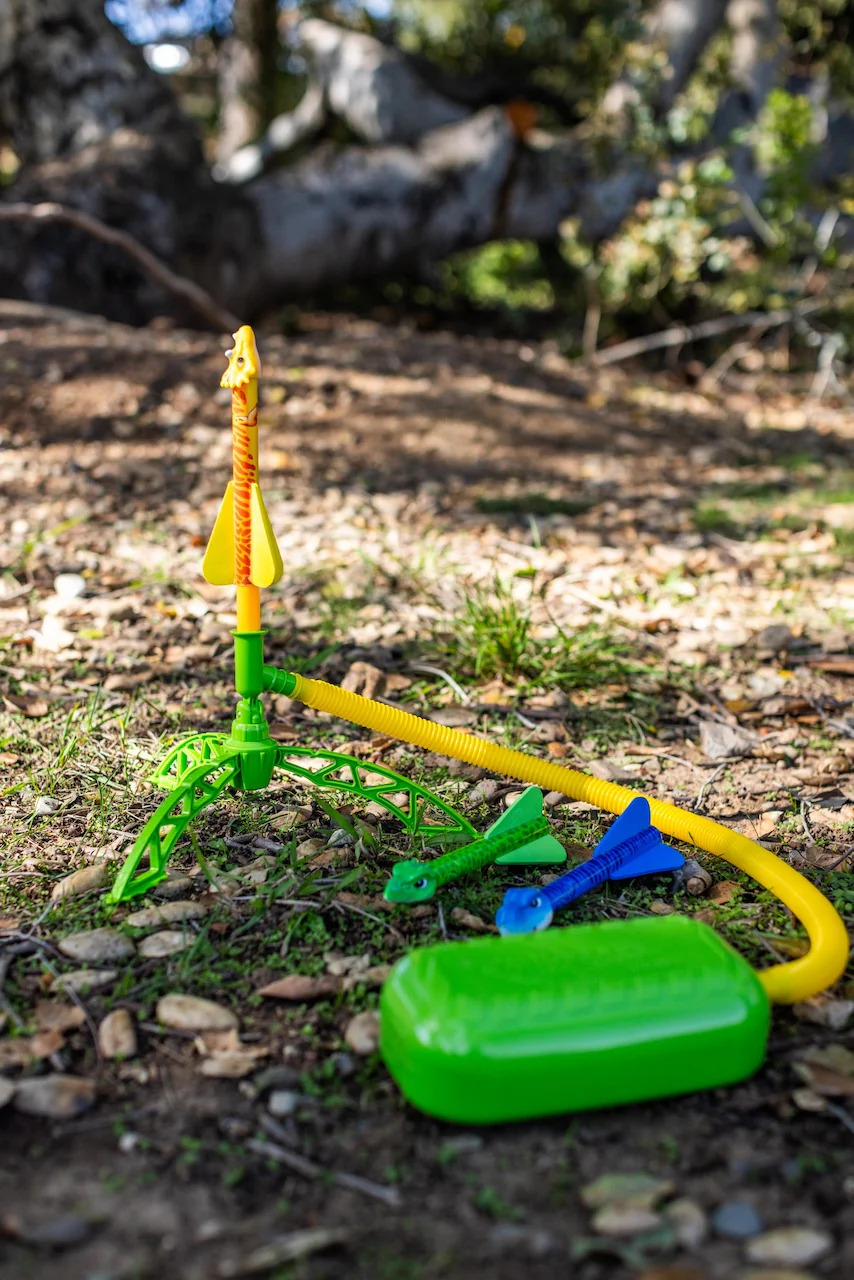 DINOSOAR STOMP ROCKET – The Children's Gift Shop
